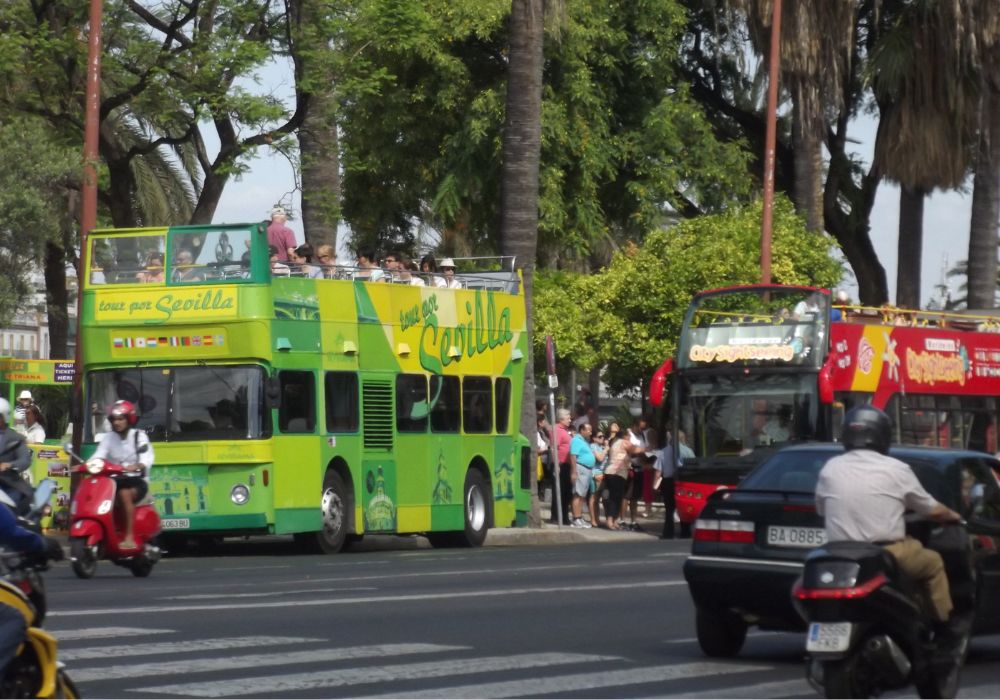 These solar bus stops could combat heat stroke in heat wave