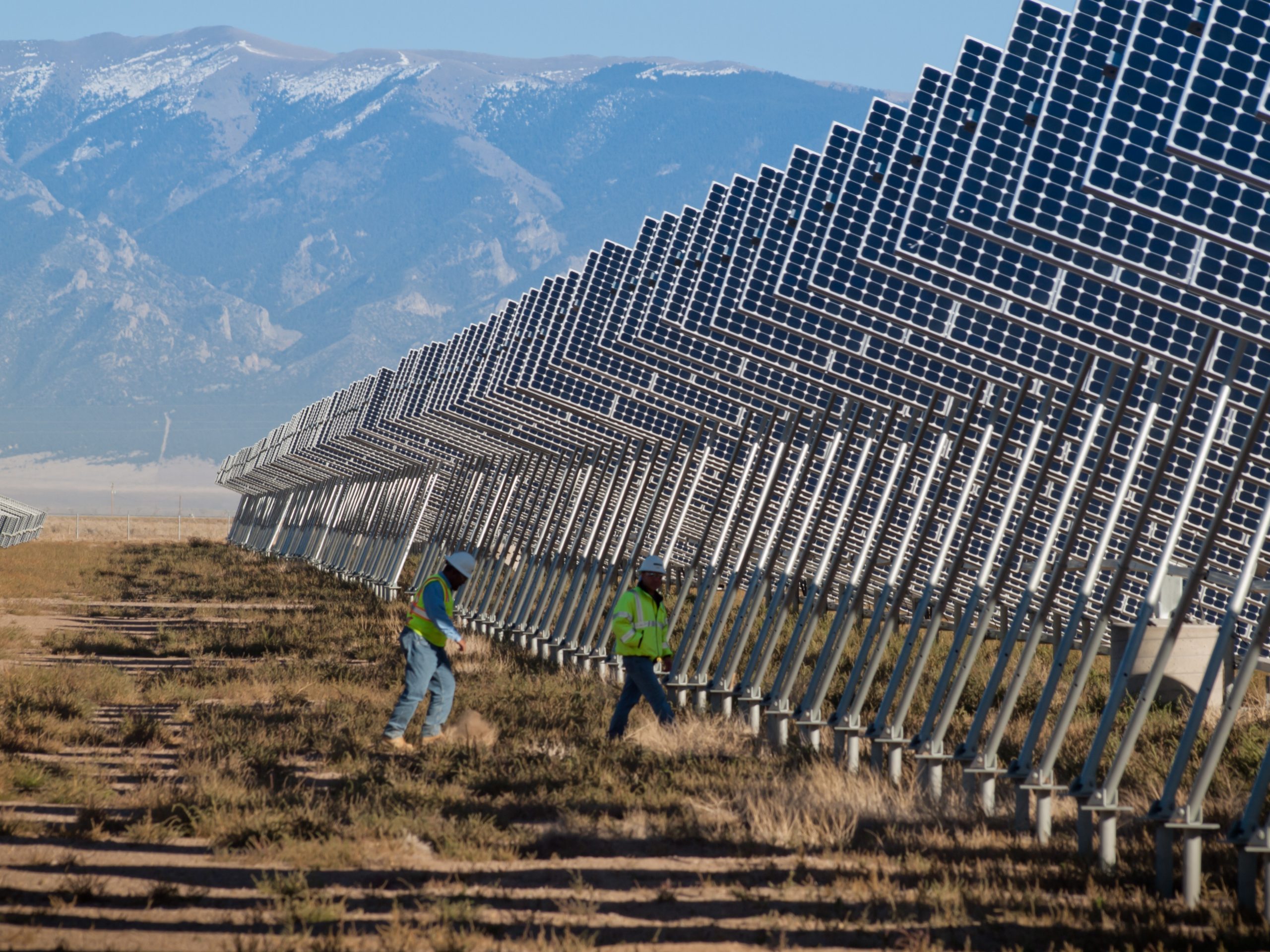 Green jobs are abundant. Green workers are not. | Corporate Knights